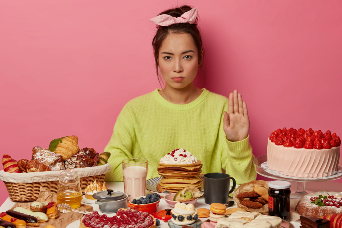 Overeating? 5 Ways to Stop Hunger Pangs Dead in Their Tracks – Gymondo ...