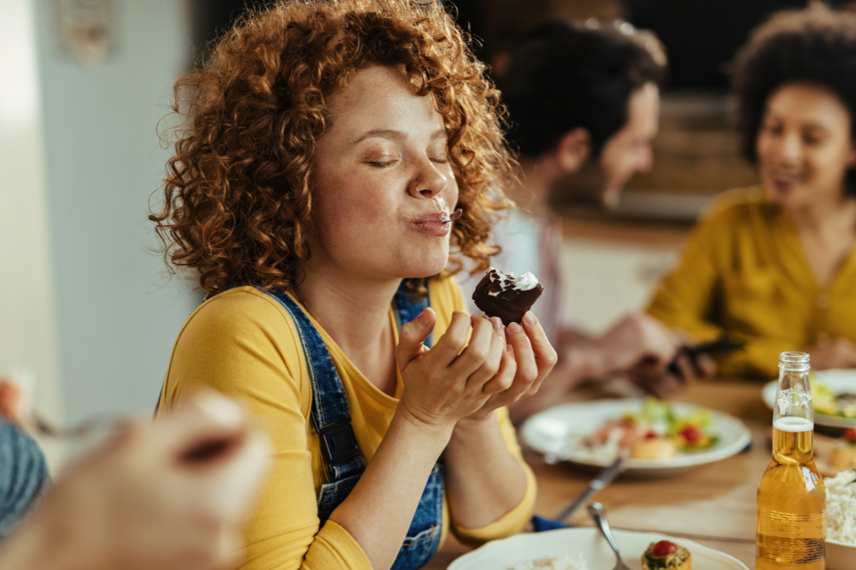 Overeating? 5 Ways to Stop Hunger Pangs Dead in Their Tracks - Gymondo ...